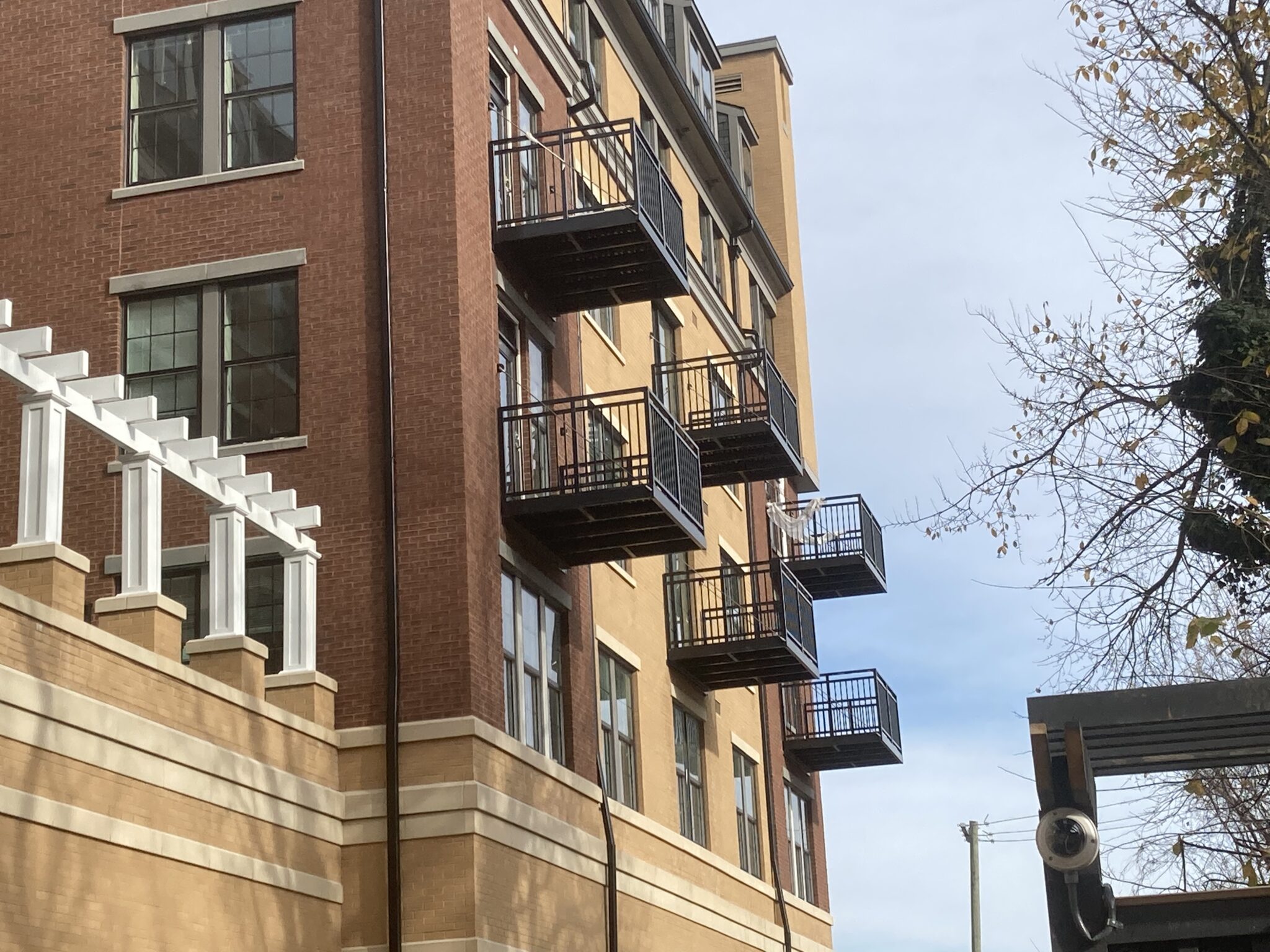 Ultralox: Aluminum Railing & Fencing for Modern Living | Ironwood ...